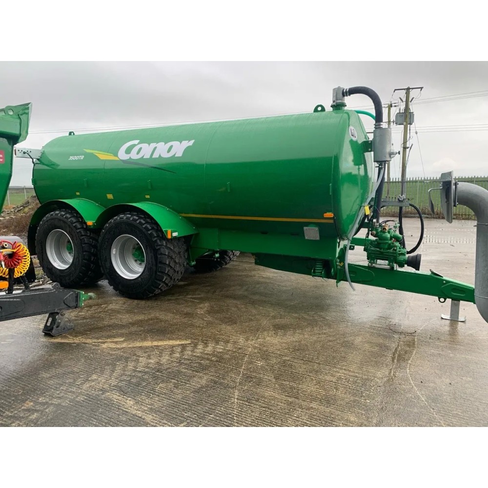 Conor 3500 gallon tanker